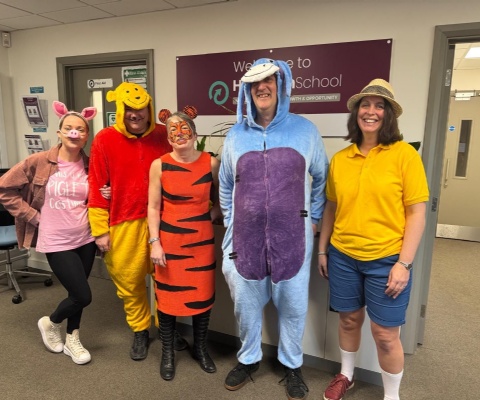 Hamilton School - Home